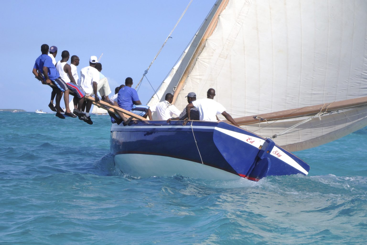 Bahamas Yacht Charter | Boat Rental Bahamas | Crewed & Bareboat Sailing