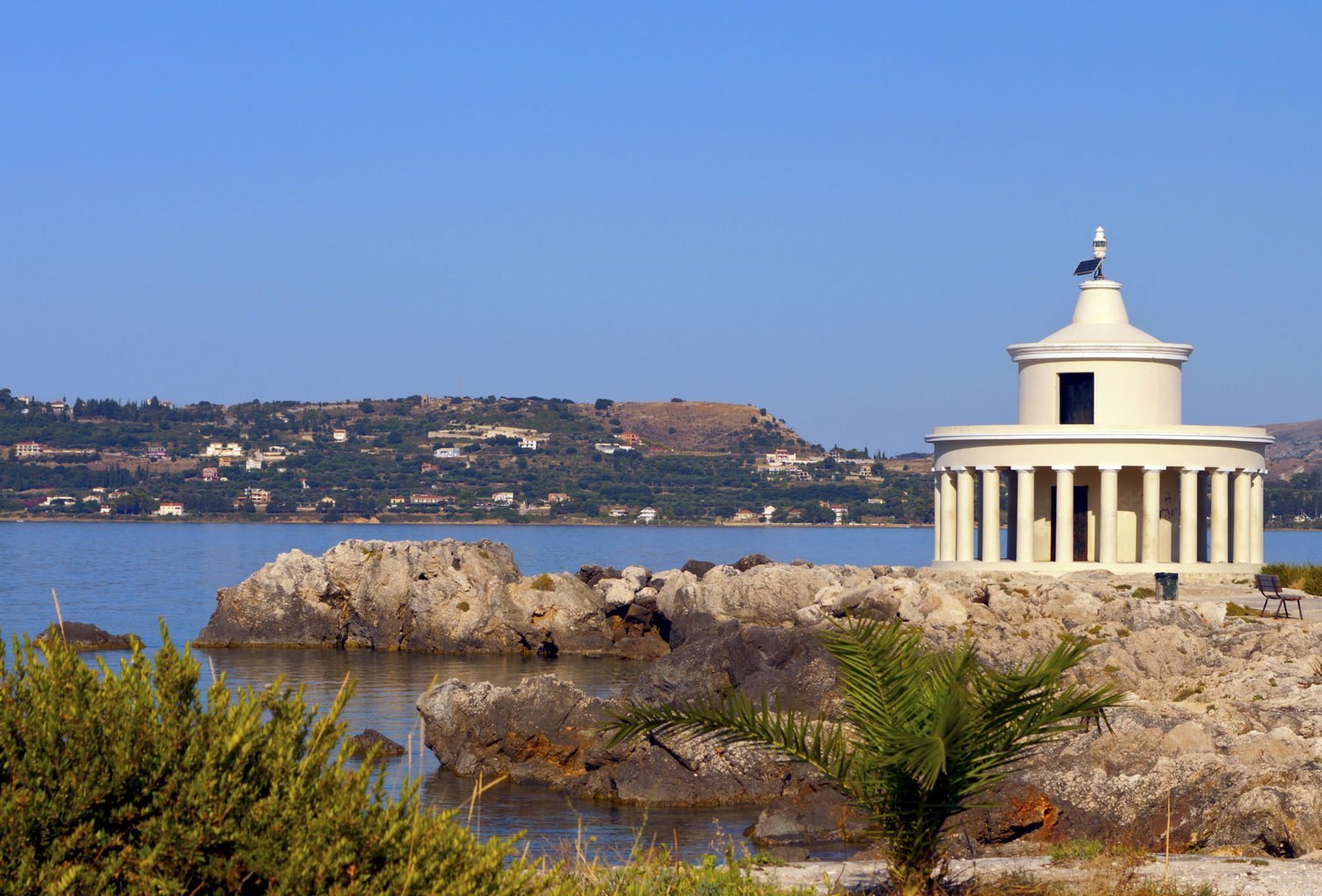 Discover the best beaches and diving in Greece | Dream Yacht Worldwide