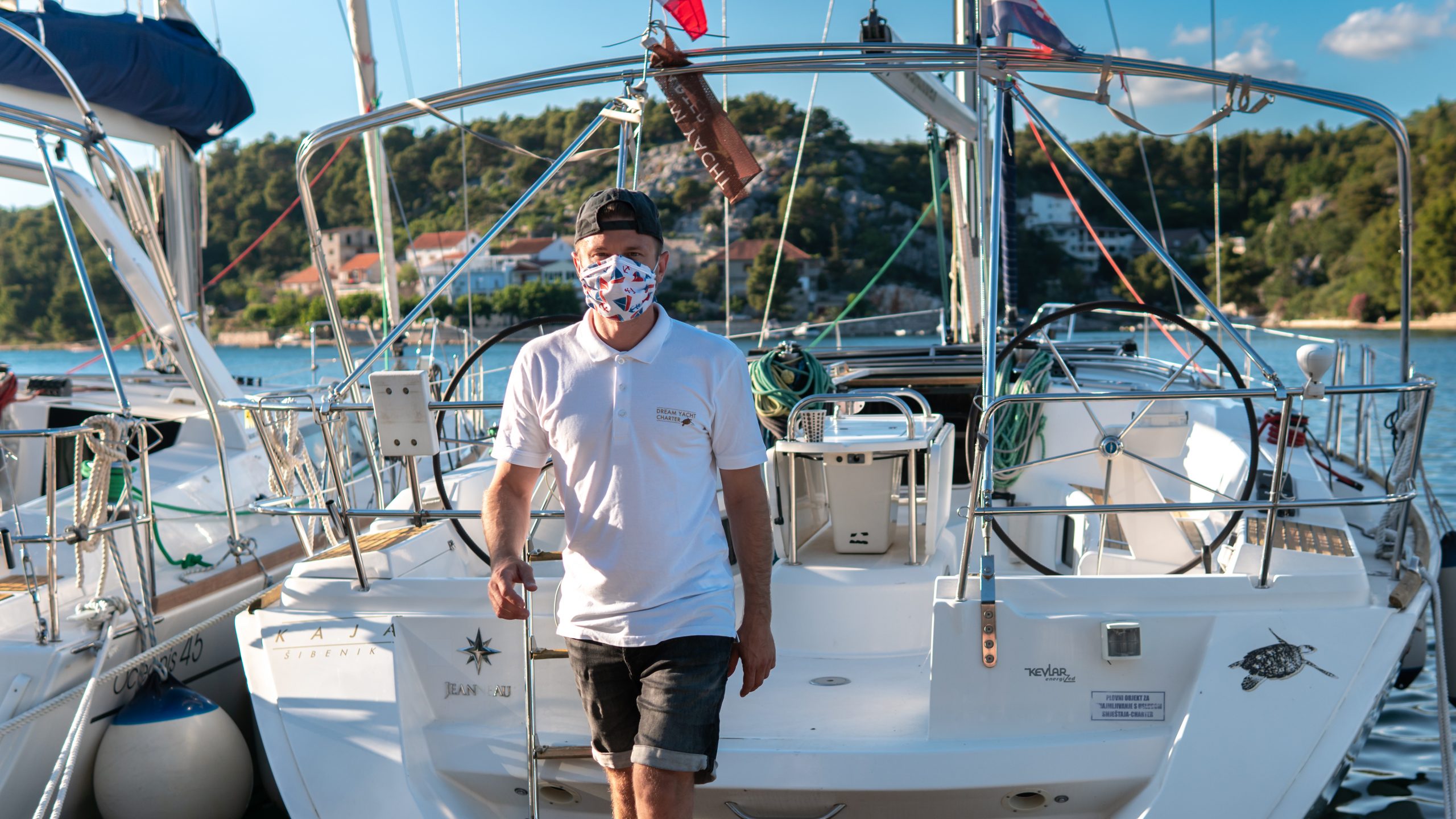 Sail with confidence - our COVID-19 measures | Dream Yacht Worldwide