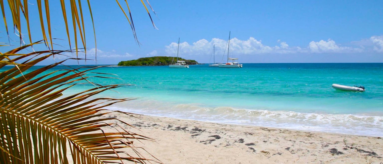 Your Complete Spanish Virgin Islands Cruising Guide | Dream Yacht Worldwide