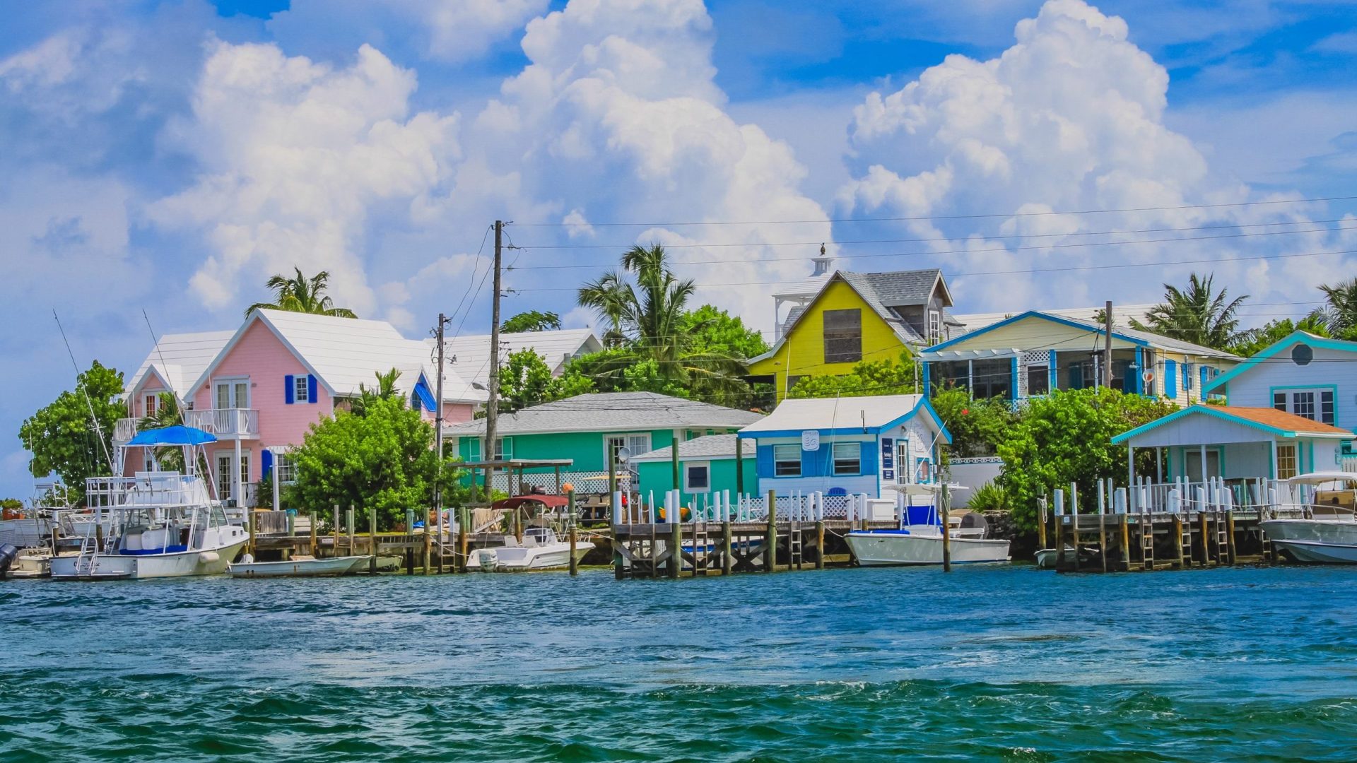 BVI in the Caribbean vs Bahamas – which is better? | Dream Yacht Worldwide